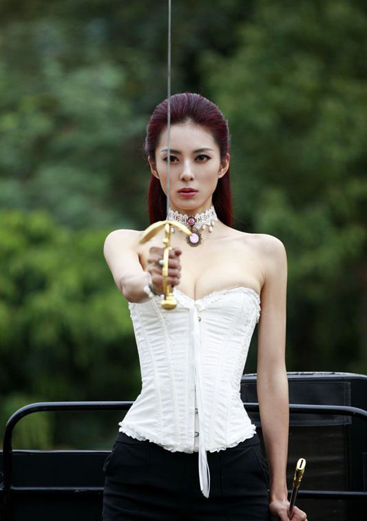 Ai Shang Zhen 艾尚真 -perfect figure female in the world -Chinese Sirens