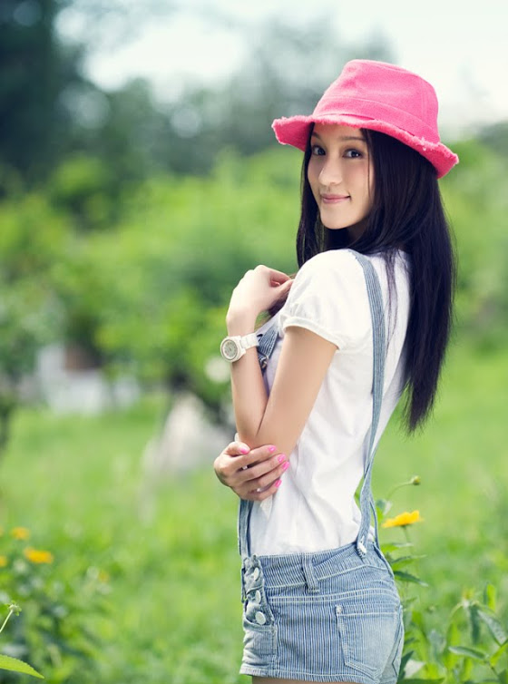 Cherry Chi Xue - Chinese Sirens