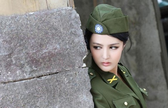 Doris Yan Yi - Chinese Sirens