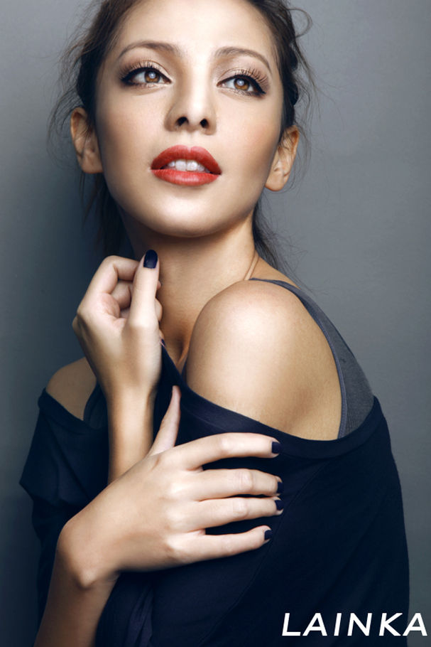 Models of The Month - JULY - Chinese Sirens