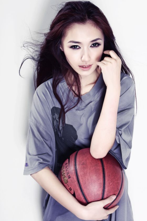 Shi Liu Yi 施柳屹 - Chinese Sirens