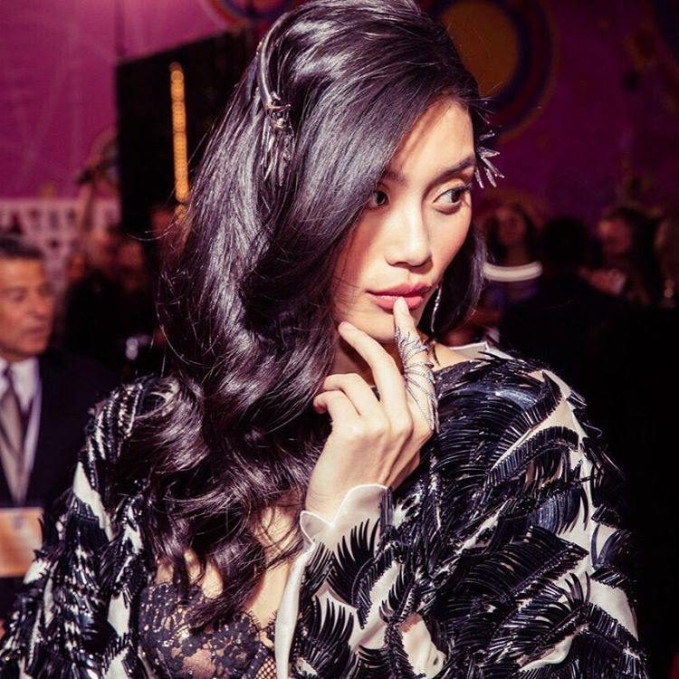 Ming Xi - Victoria’s Secret Model - Chinese Sirens